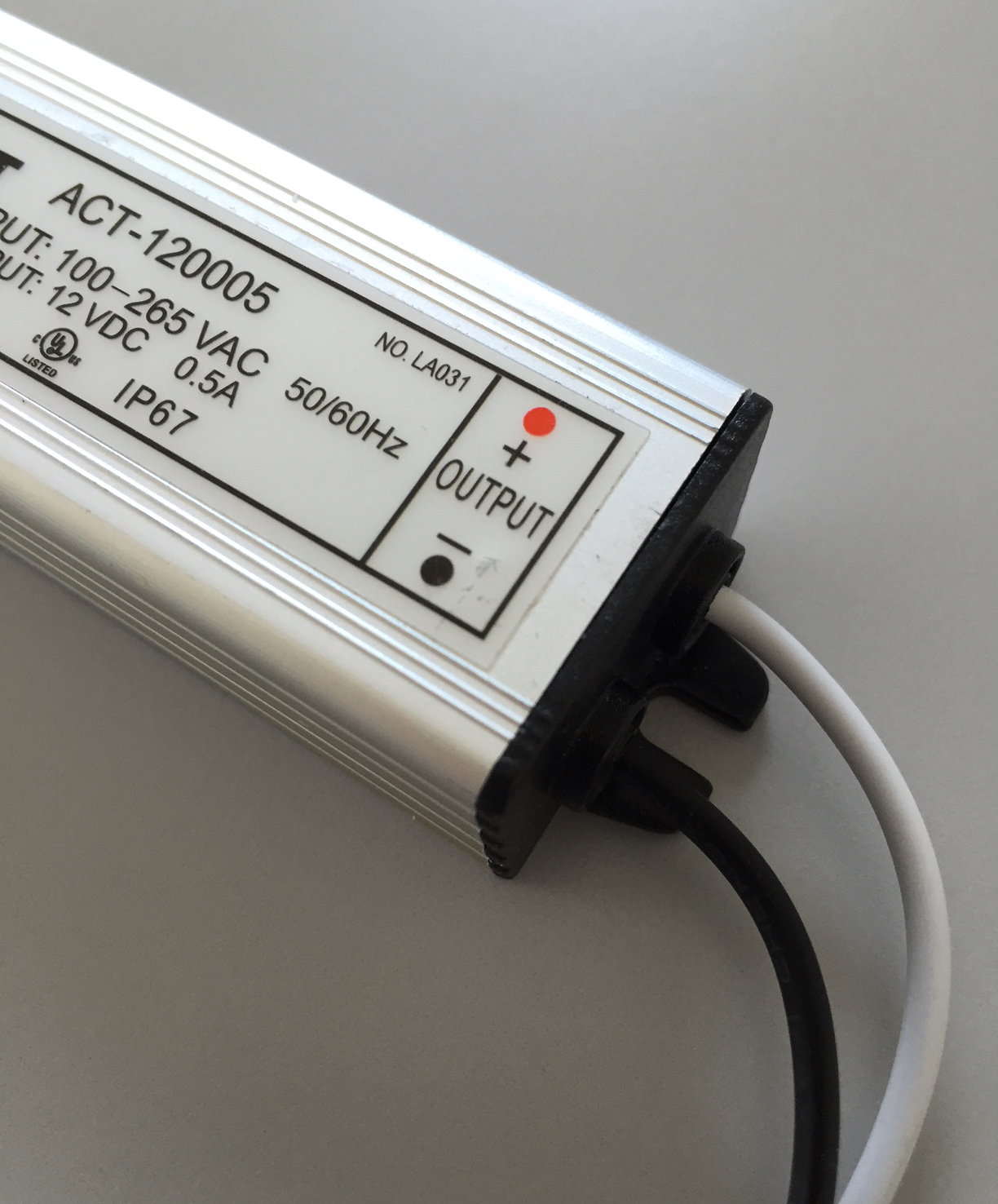 LED 12V POWER SUPPLY by Luxello - Modernnest.com