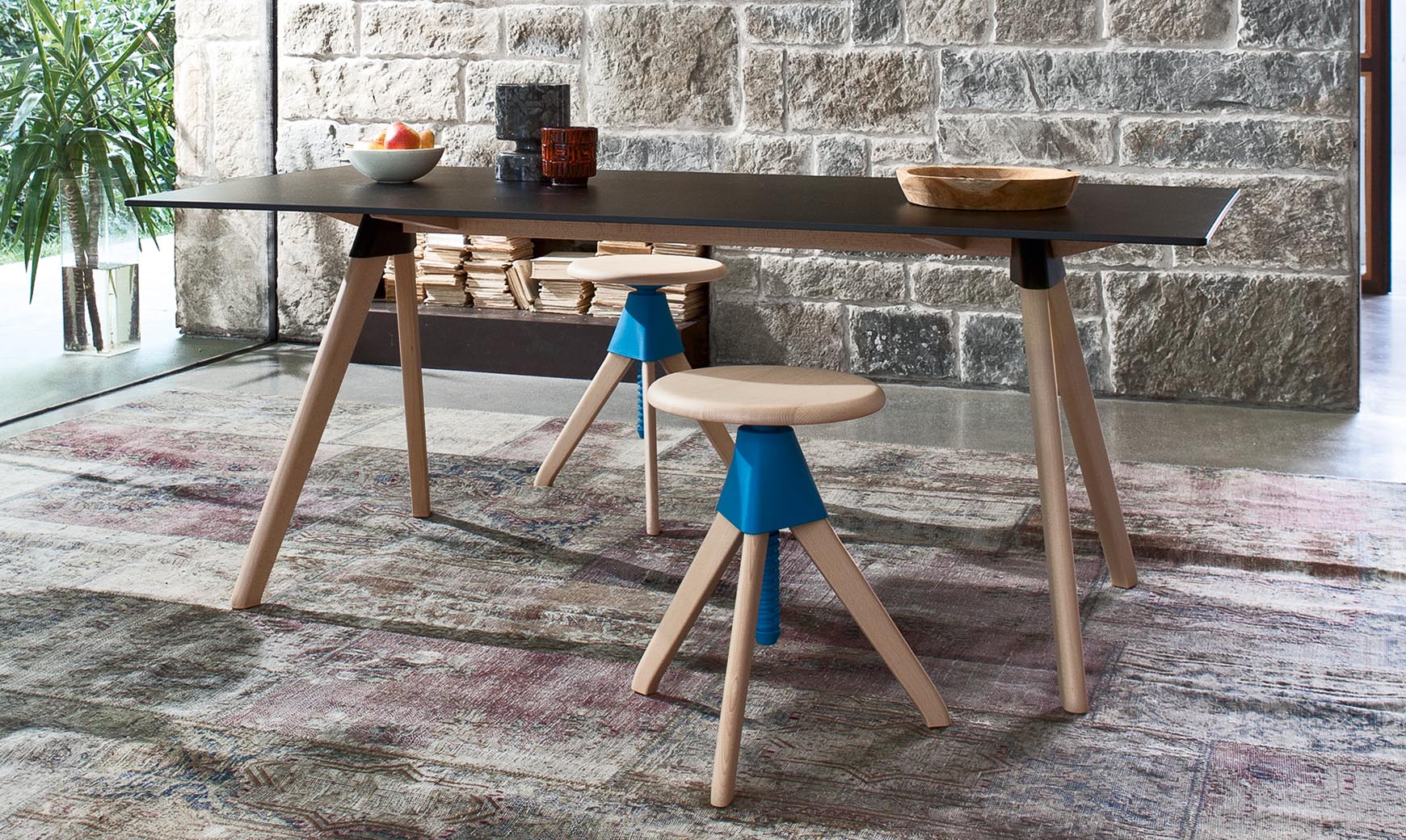 Butch – The Wild Bunch Table by Magis - Modernnest.com